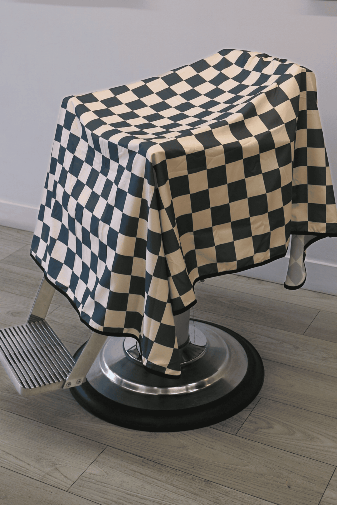 Check Barber Cape | High Top Capes – High Top Capes Inc.