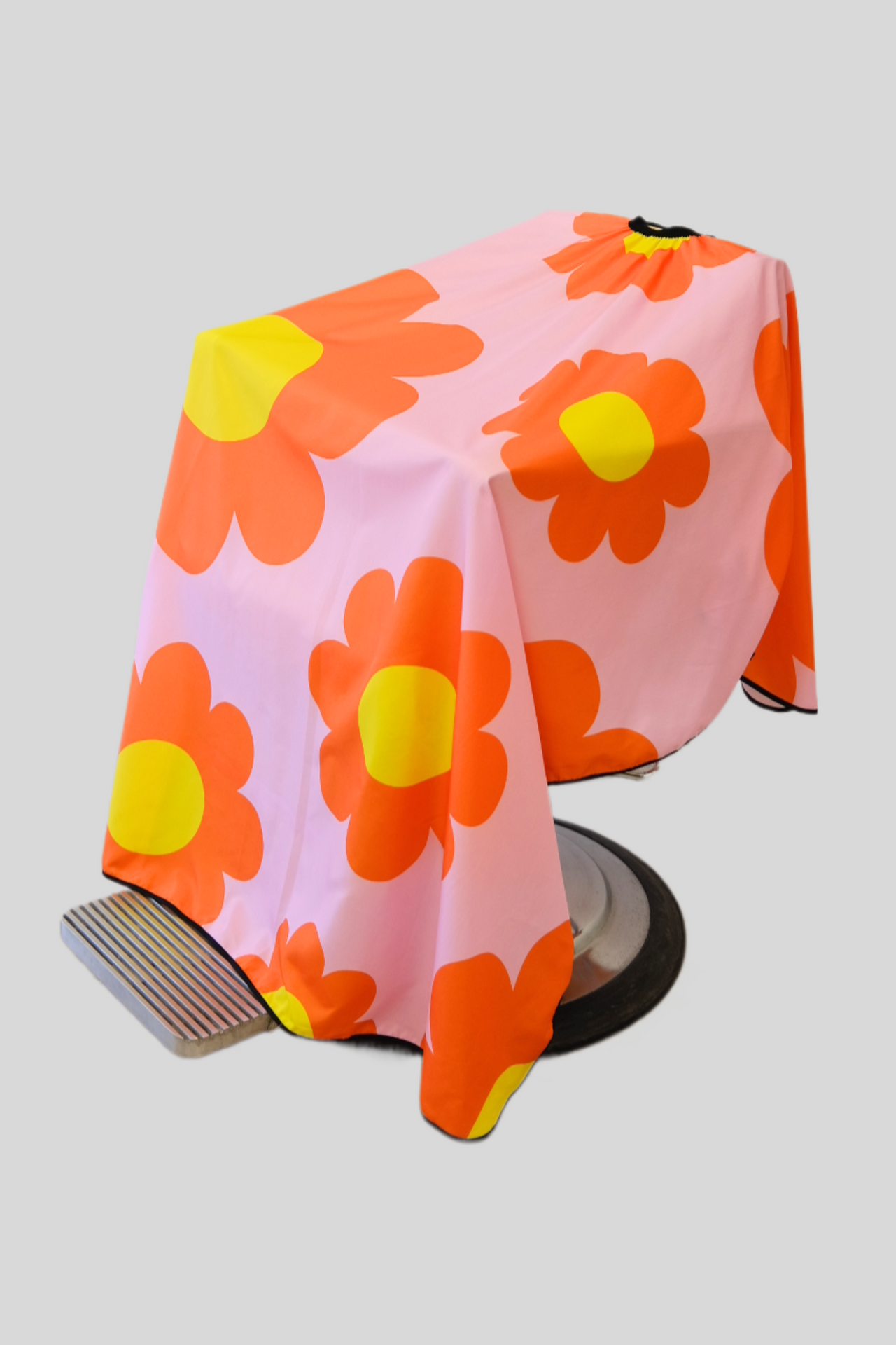 Capas de peluquero para barberías y salones | Capas altas – High Top ...