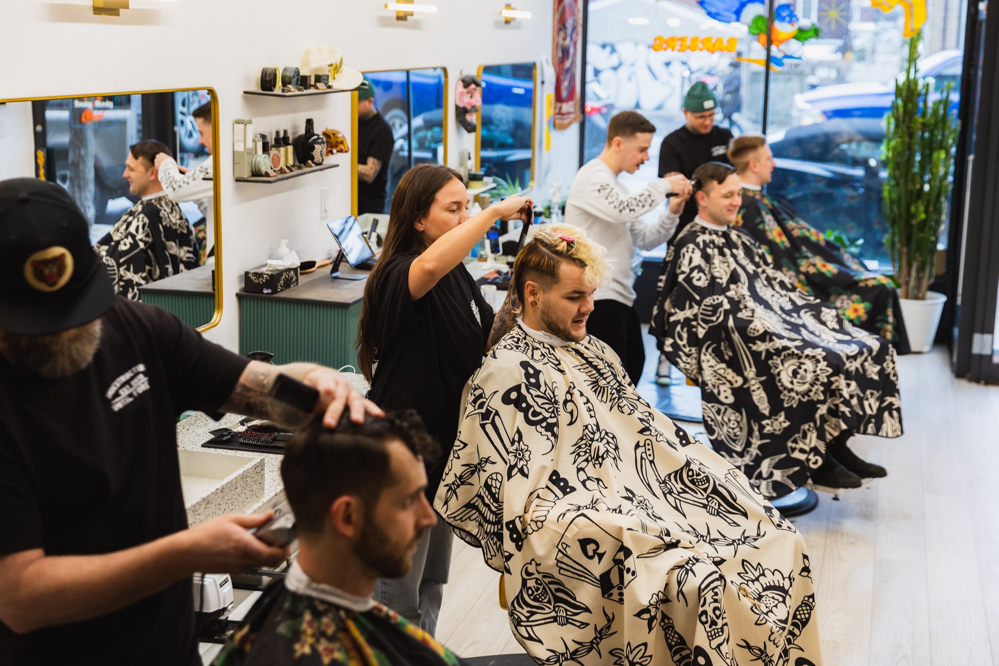 Cutting Capes for Barbershops & Salons | High Top Capes